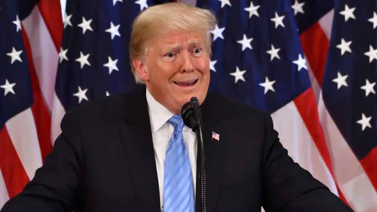 Donald Trump lancia il social The Truth - MisterGadget.Tech